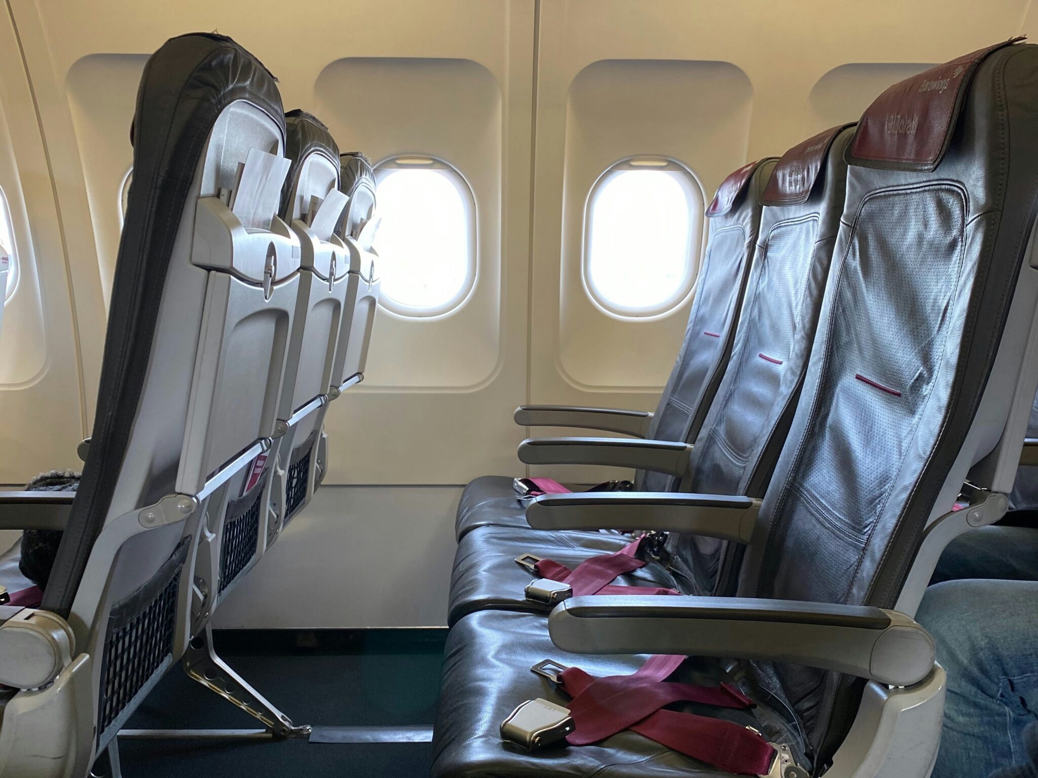 How to Sleep Better on Long-Haul Flights if You Can’t Afford Business ...